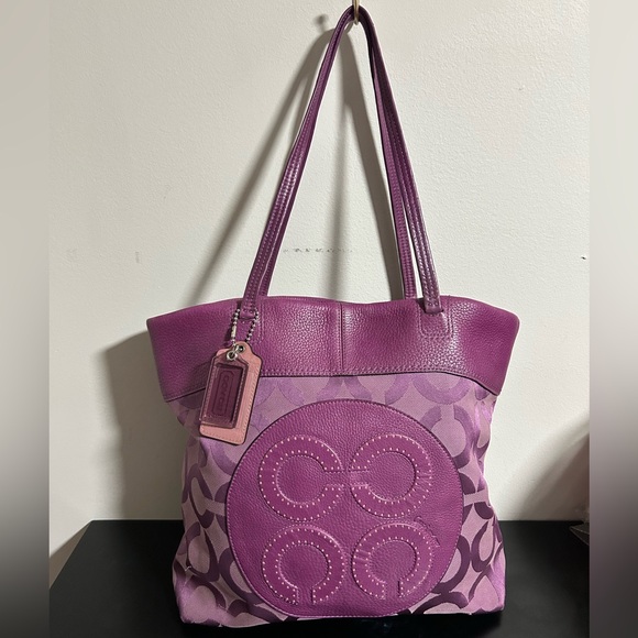 Coach | Bags | Coach Purple Tote Bag Leather Logo And Details Beautiful ...